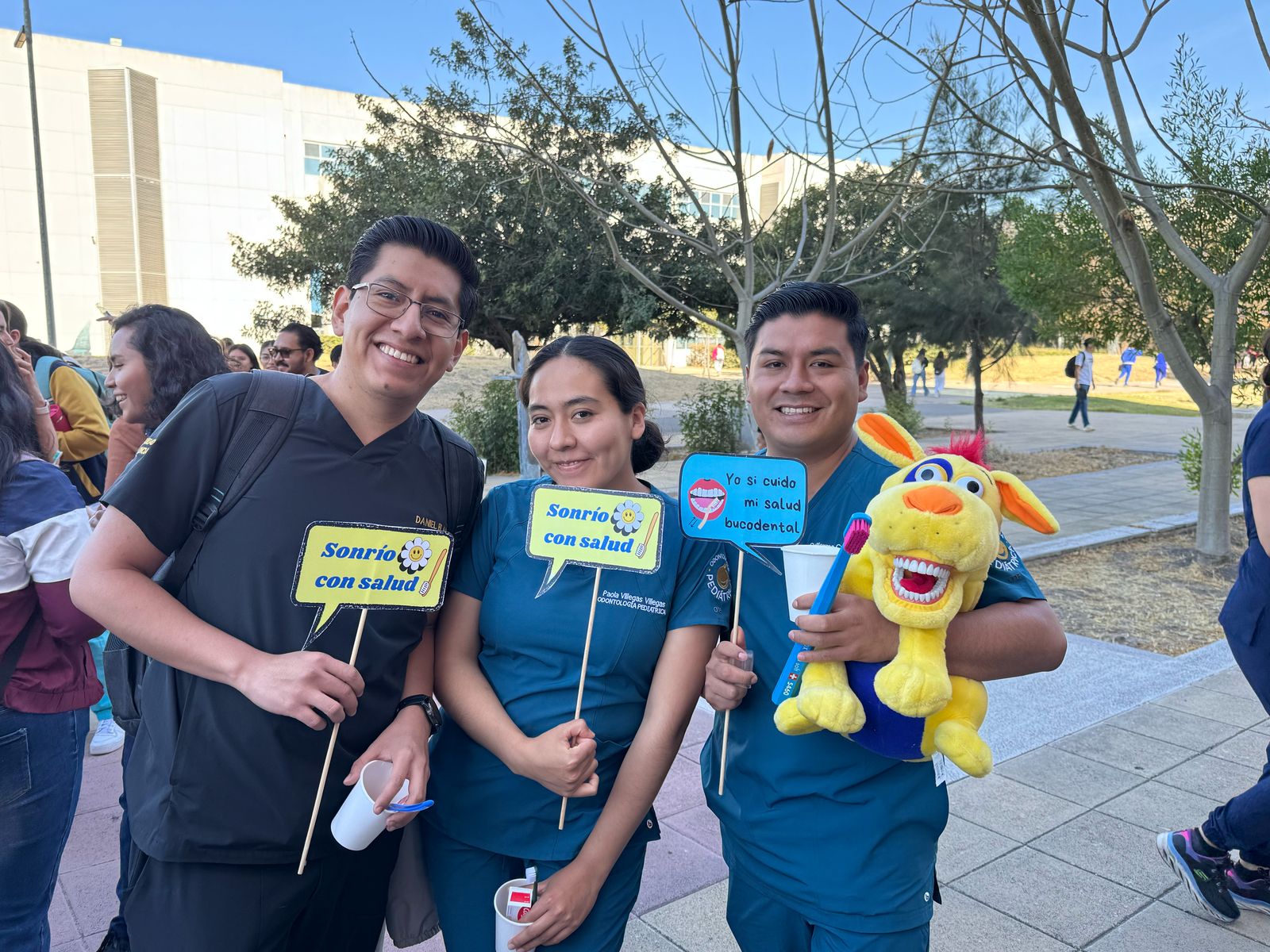 Récord nacional en cepillado simultáneo en la ENES León de la UNAM ...